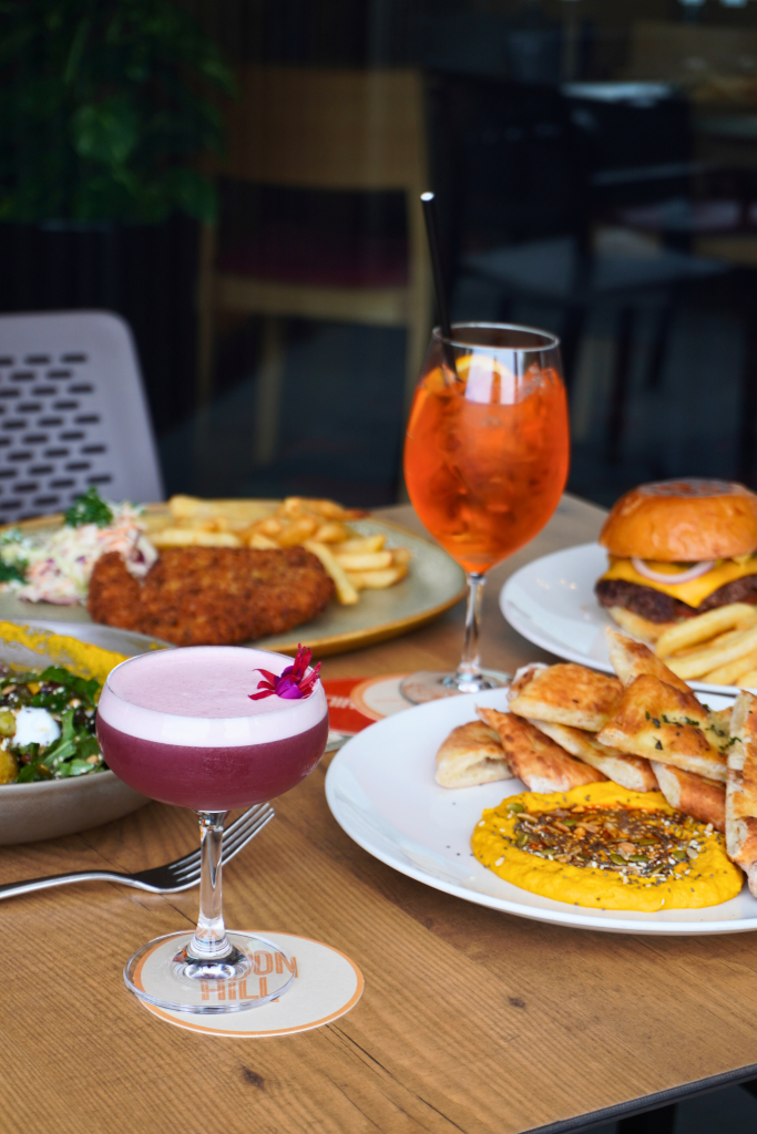 Local Bistro, Make a Table Booking Now - Huon Hill Hotel